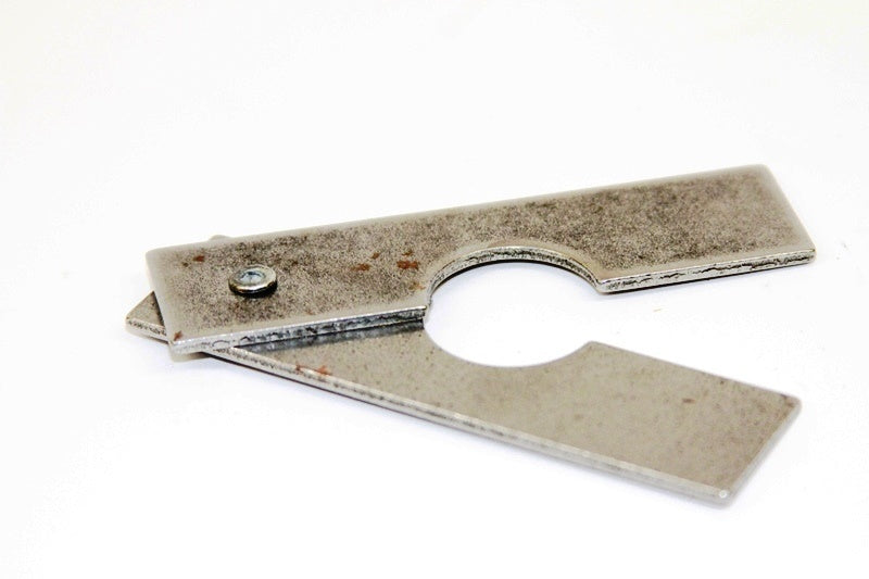 Metal Tail Stripper – TrapShed Supply Co.